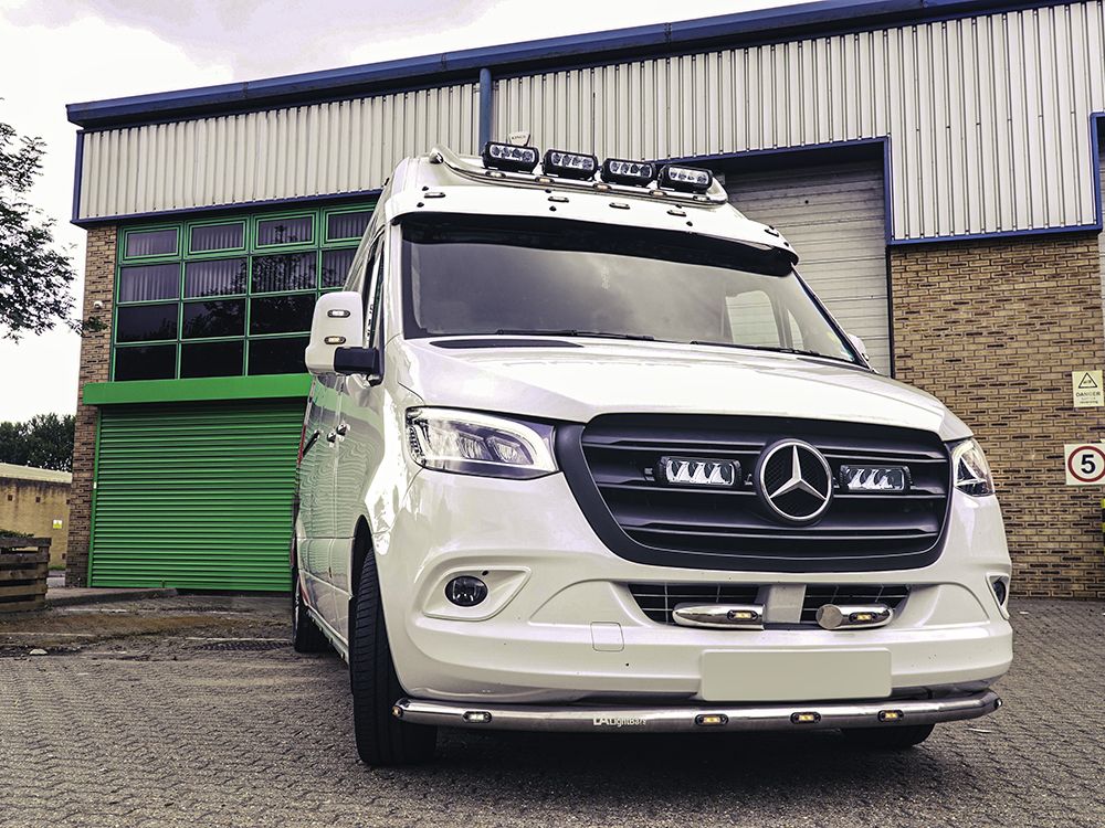 LAZER LAMPS Mercedes Sprinter (2018+) GRILLE KIT - TRIPLE-R750 ...