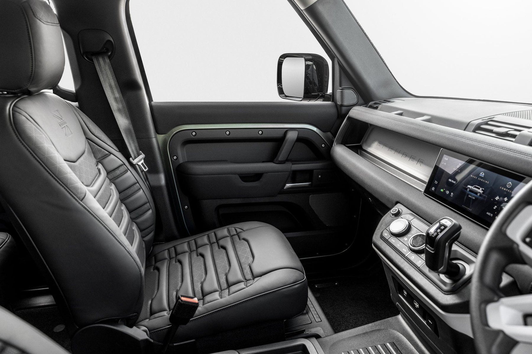 Land Rover New Defender Interior Leather Conversion: Blade Design ...
